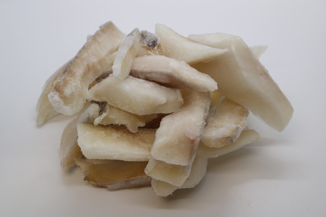 White fish chunks. 1kg – Real Pet Grub – Sheffield